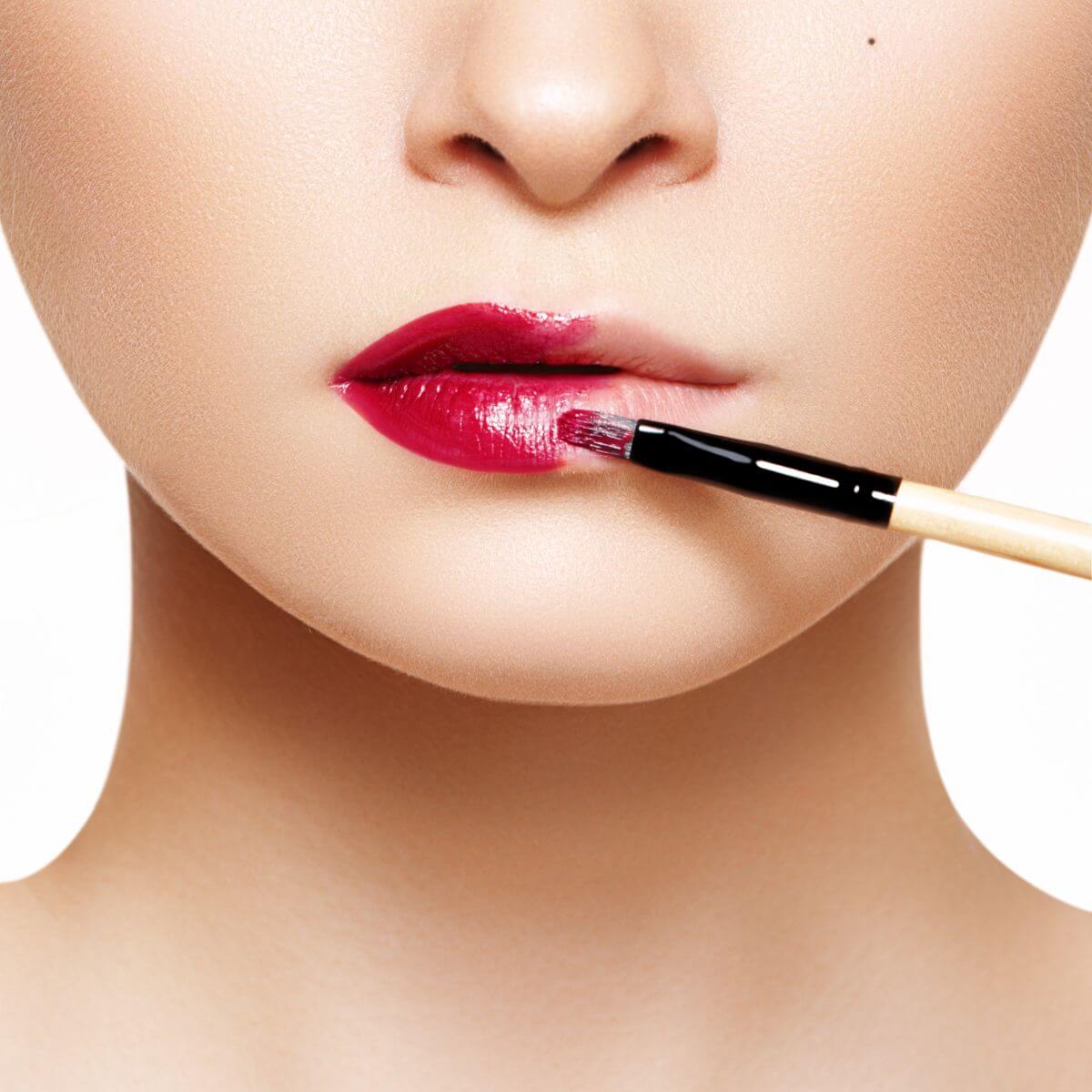 How To Keep Your Lipstick From Fading MyThirtySpot how-to-keep-your-lipstick-from-fading-mythirtyspot